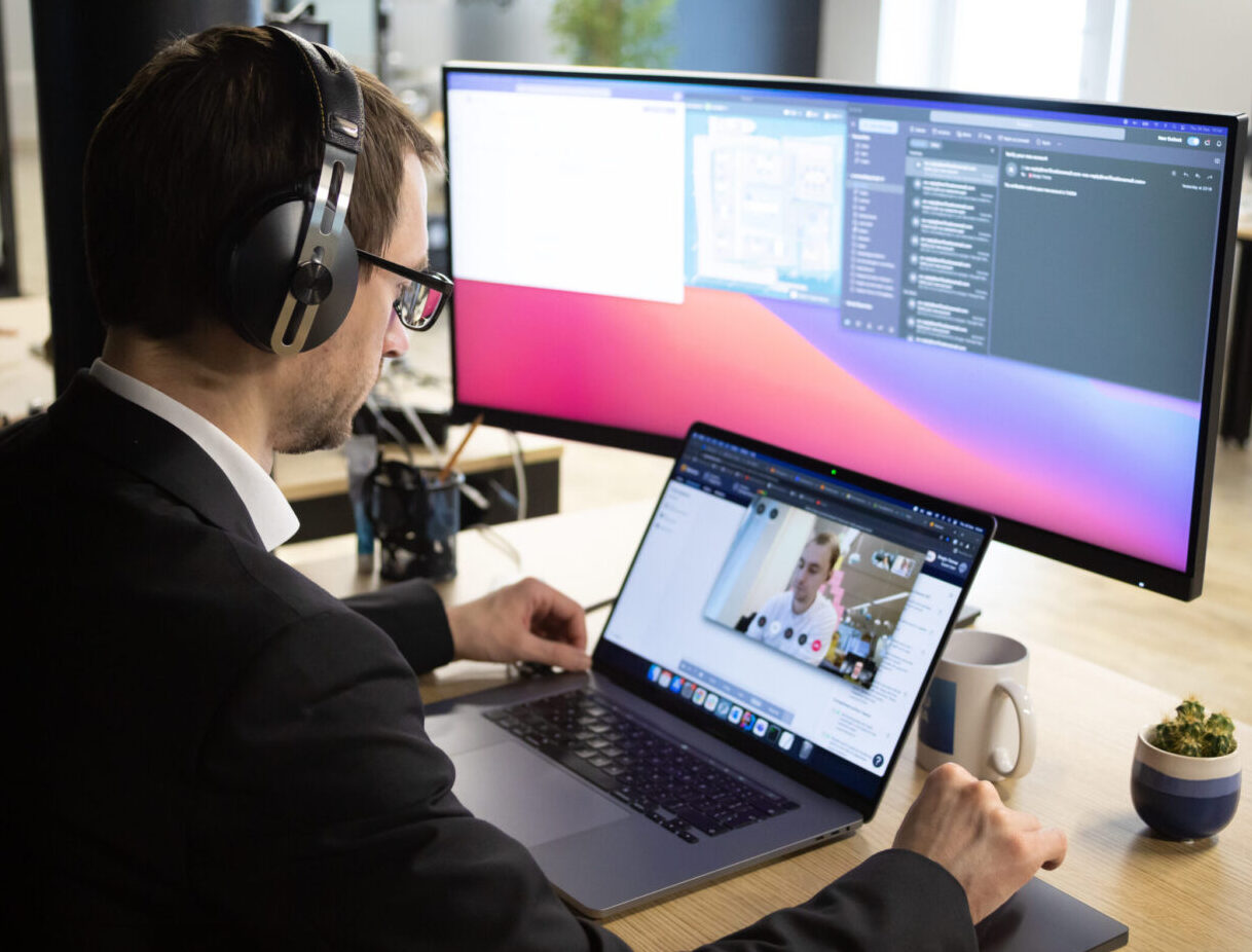 Secondment services - Developingit International